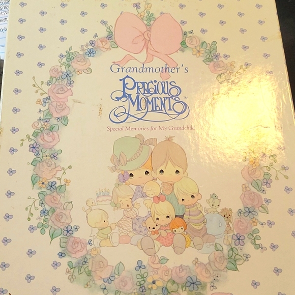 Precious Moments | Other | Vintage Precious Moments Grandmas Memories ...